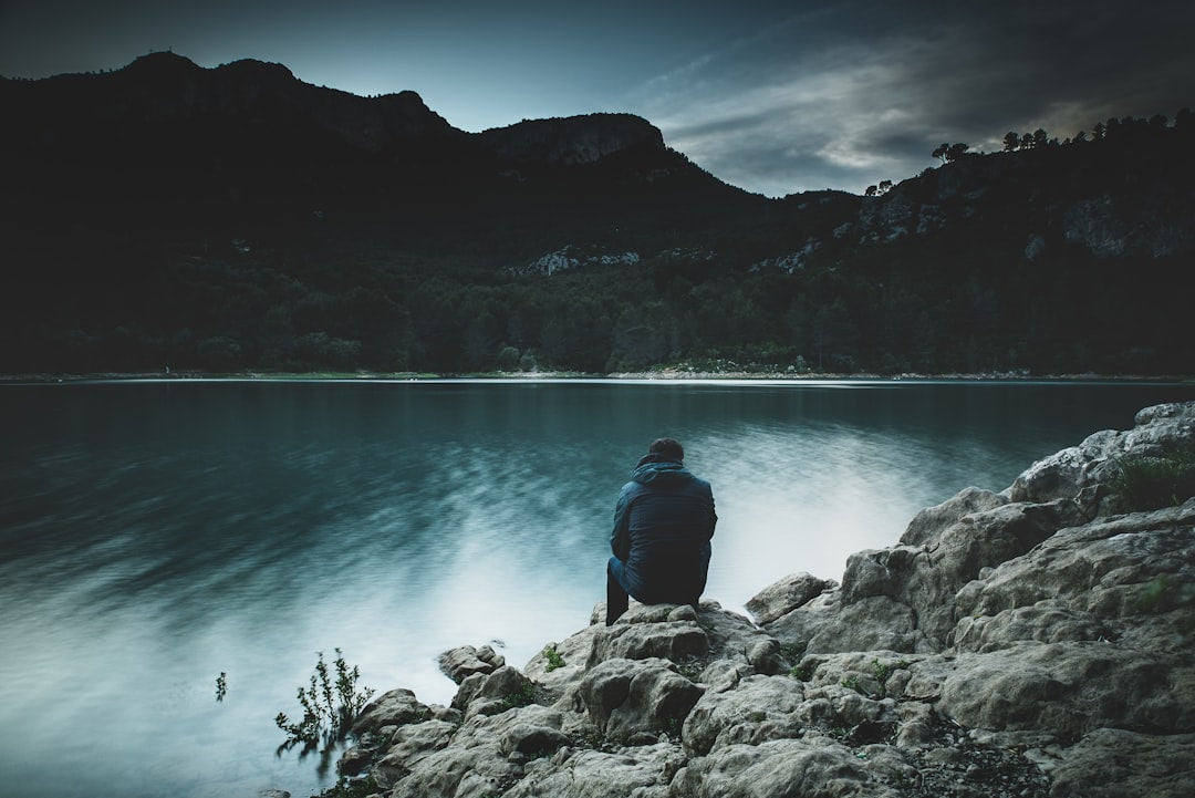 The Connection Between Emo Music and Mental Health – Get Sad Y'all